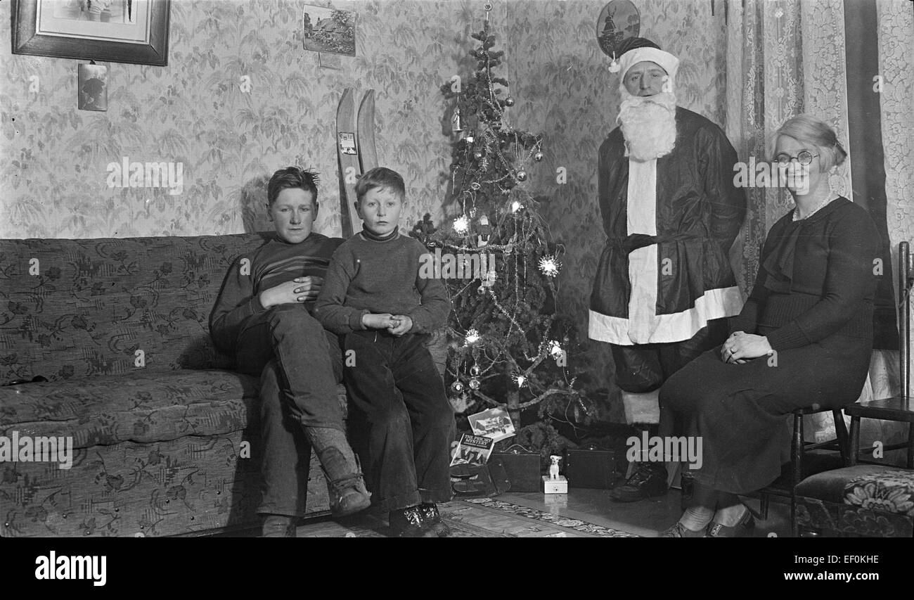 The Schofield family Christmas celebration in Mountain Park, Alberta ...