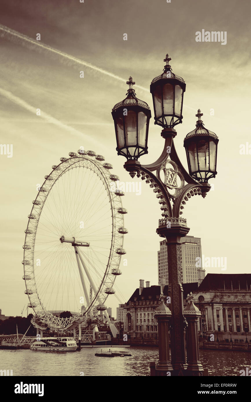 Vintage lamp post on Westminster Bridge in London Stock Photo - Alamy
