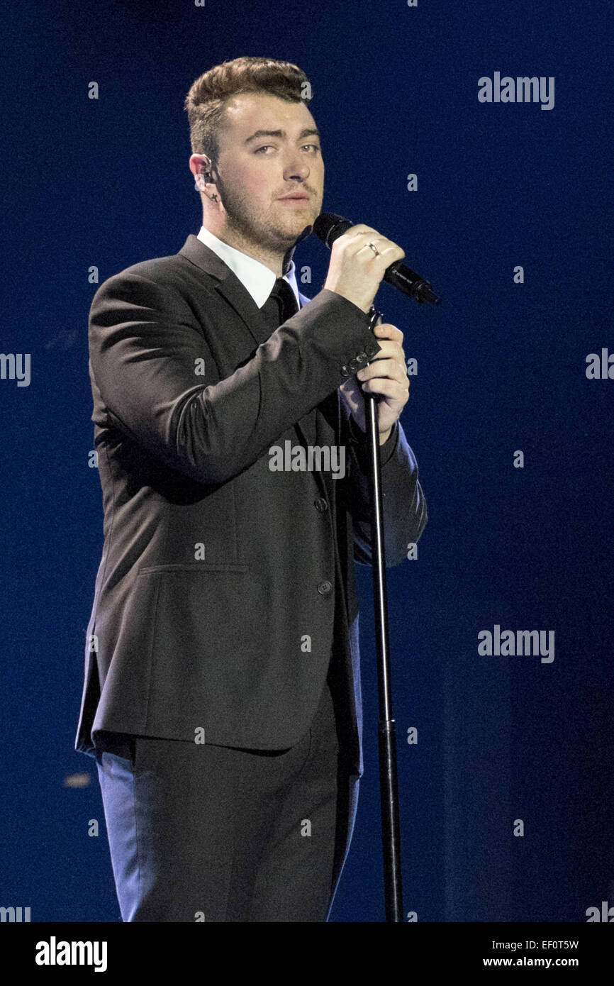 Chicago, Illinois, USA. 23rd Jan, 2015. Singer SAM SMITH performs live ...