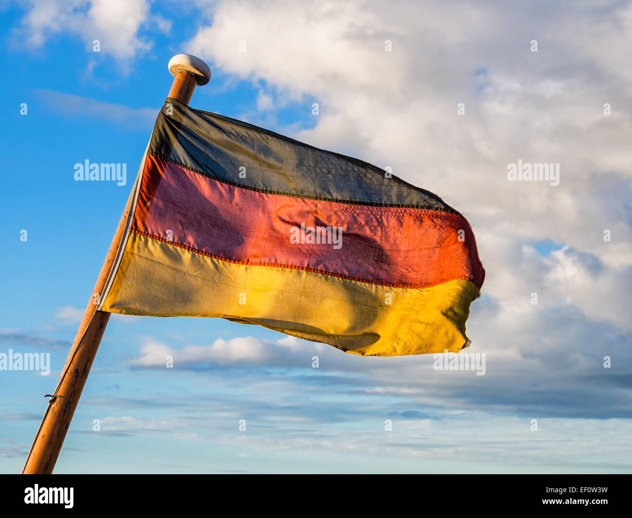 Ship ensign hi-res stock photography and images - Alamy