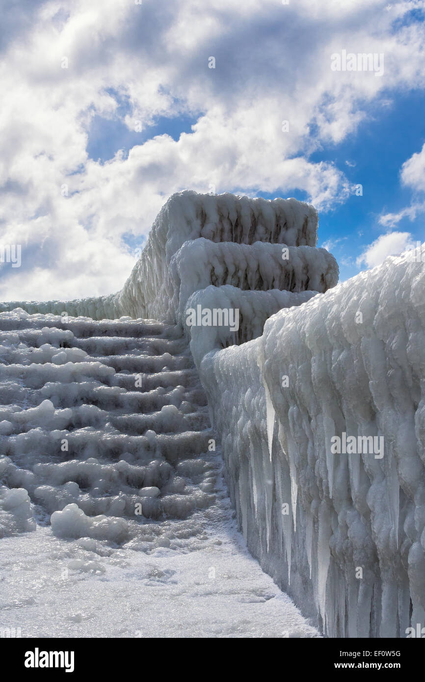 Winter on the mole in Sassnitz (Germany Stock Photo - Alamy