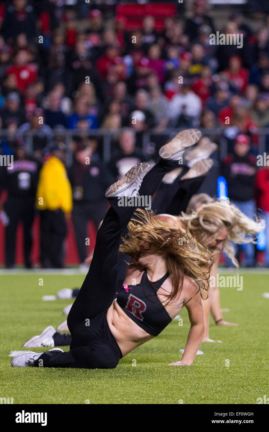 Rutgers scarlet knights dance team hi-res stock photography and images ...