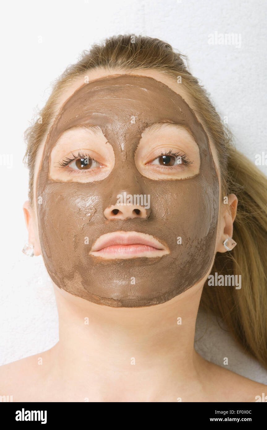 Woman brown mask mud hi-res stock photography and images - Alamy