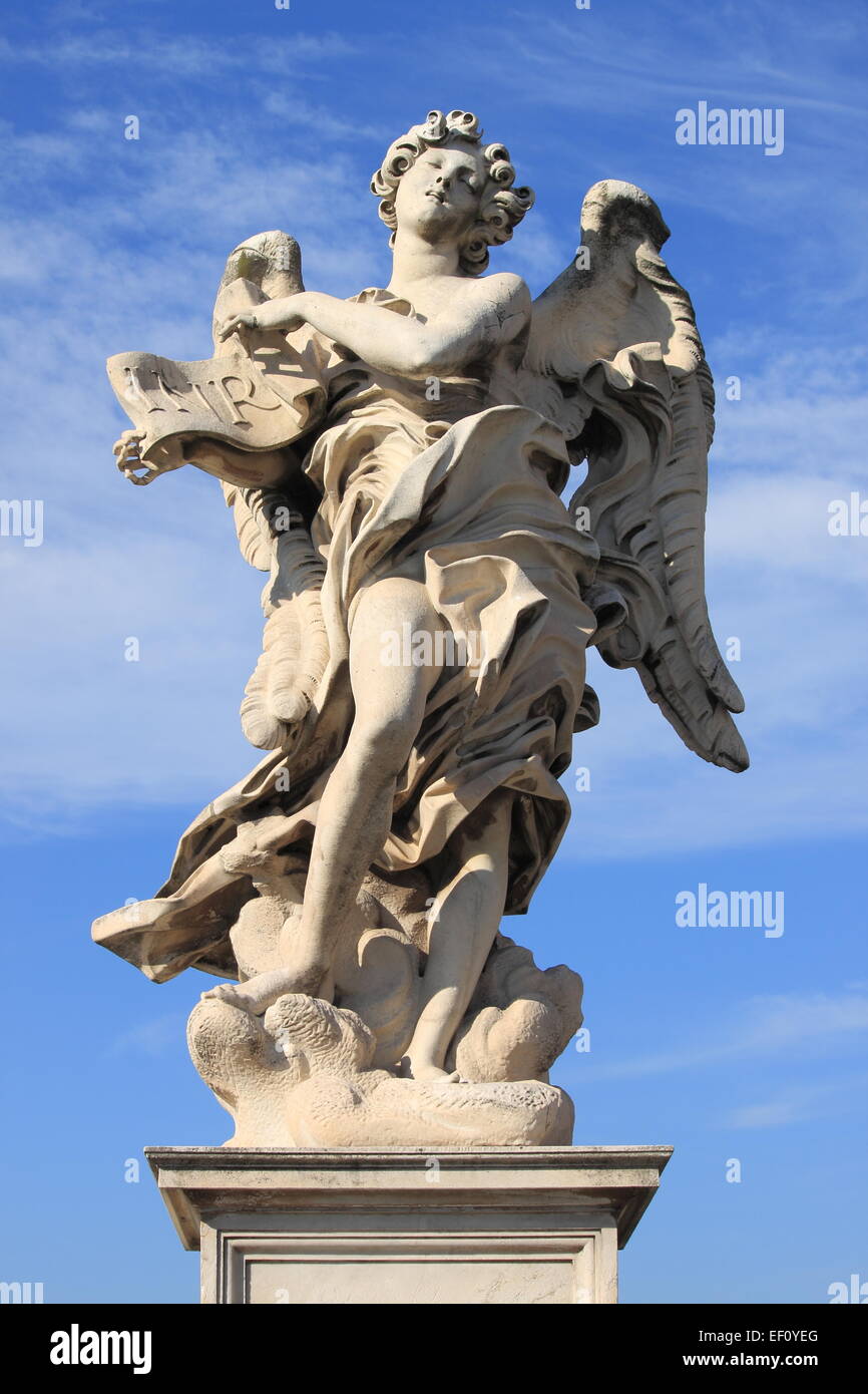 Angel statue hi-res stock photography and images - Alamy
