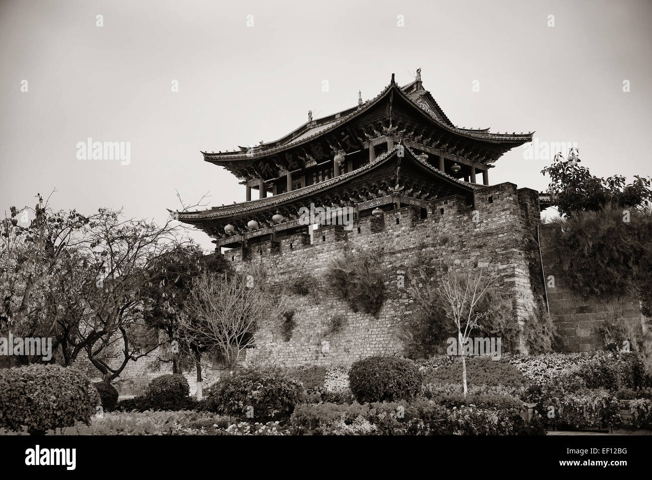 Ancient city gate dali hi-res stock photography and images - Alamy