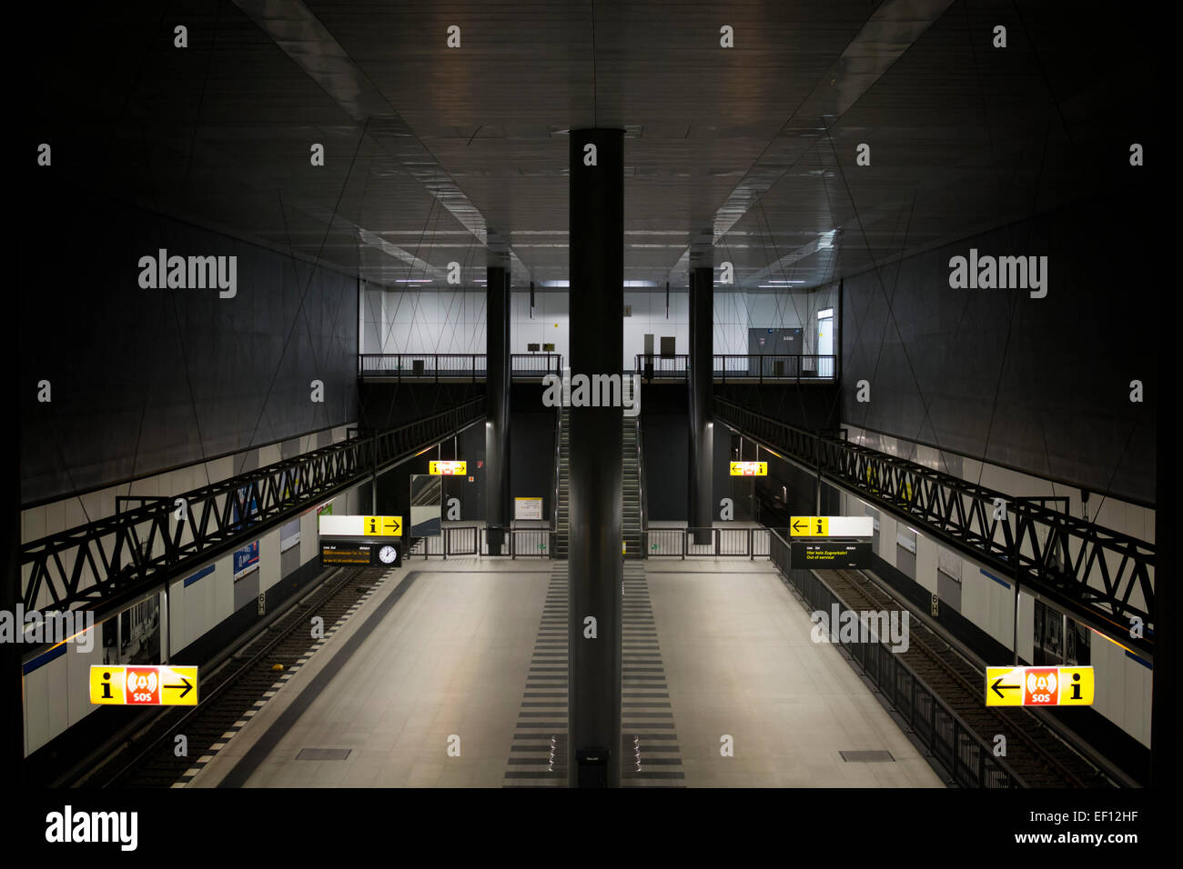 Interior german bahn train hi-res stock photography and images - Alamy