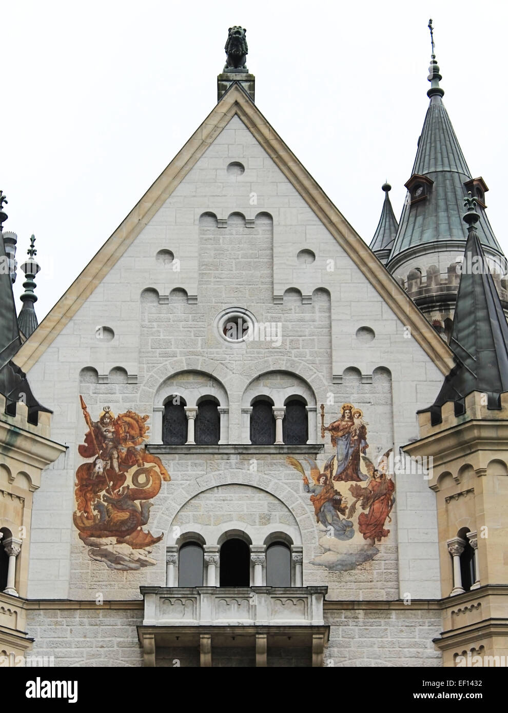 Exterior neuschwanstein castle built ludwig hi-res stock photography ...