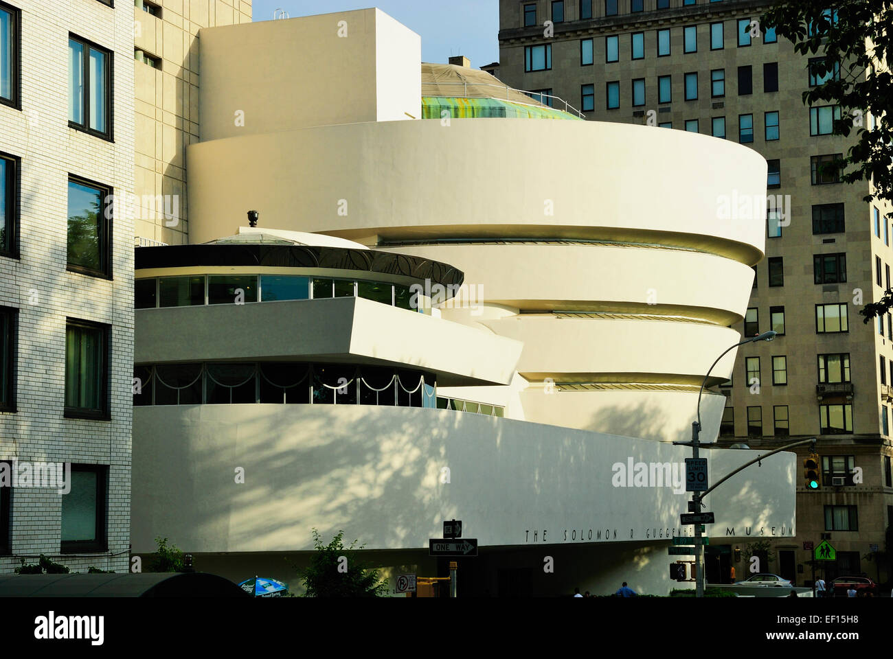 Solomon R. Guggenheim Museum Stock Photo - Alamy