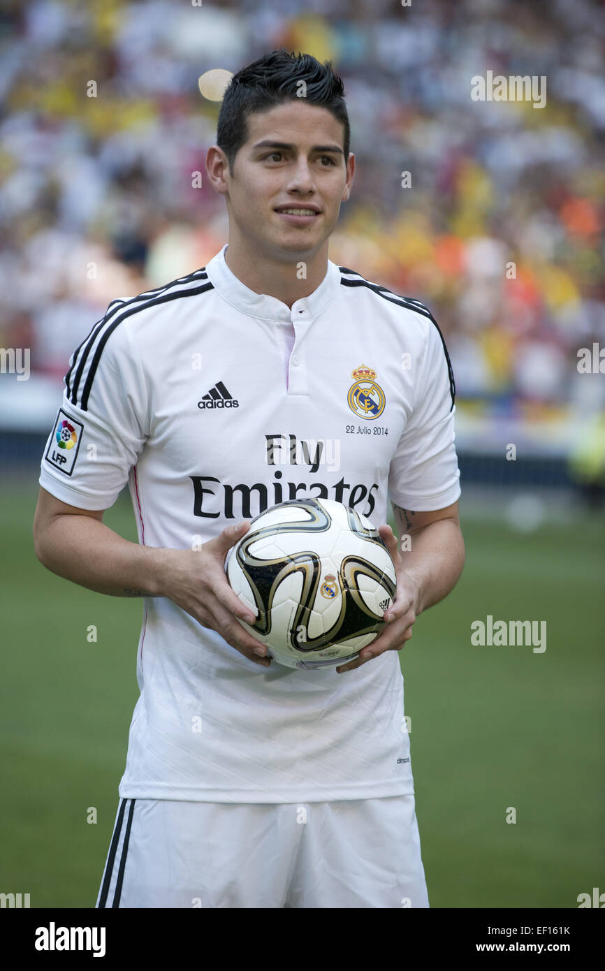 James rodriguez 2014 real madrid hi-res stock photography and images ...