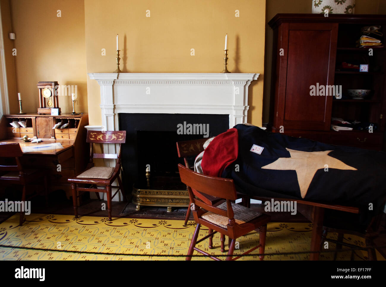 Star spangled banner flag house hi-res stock photography and images - Alamy