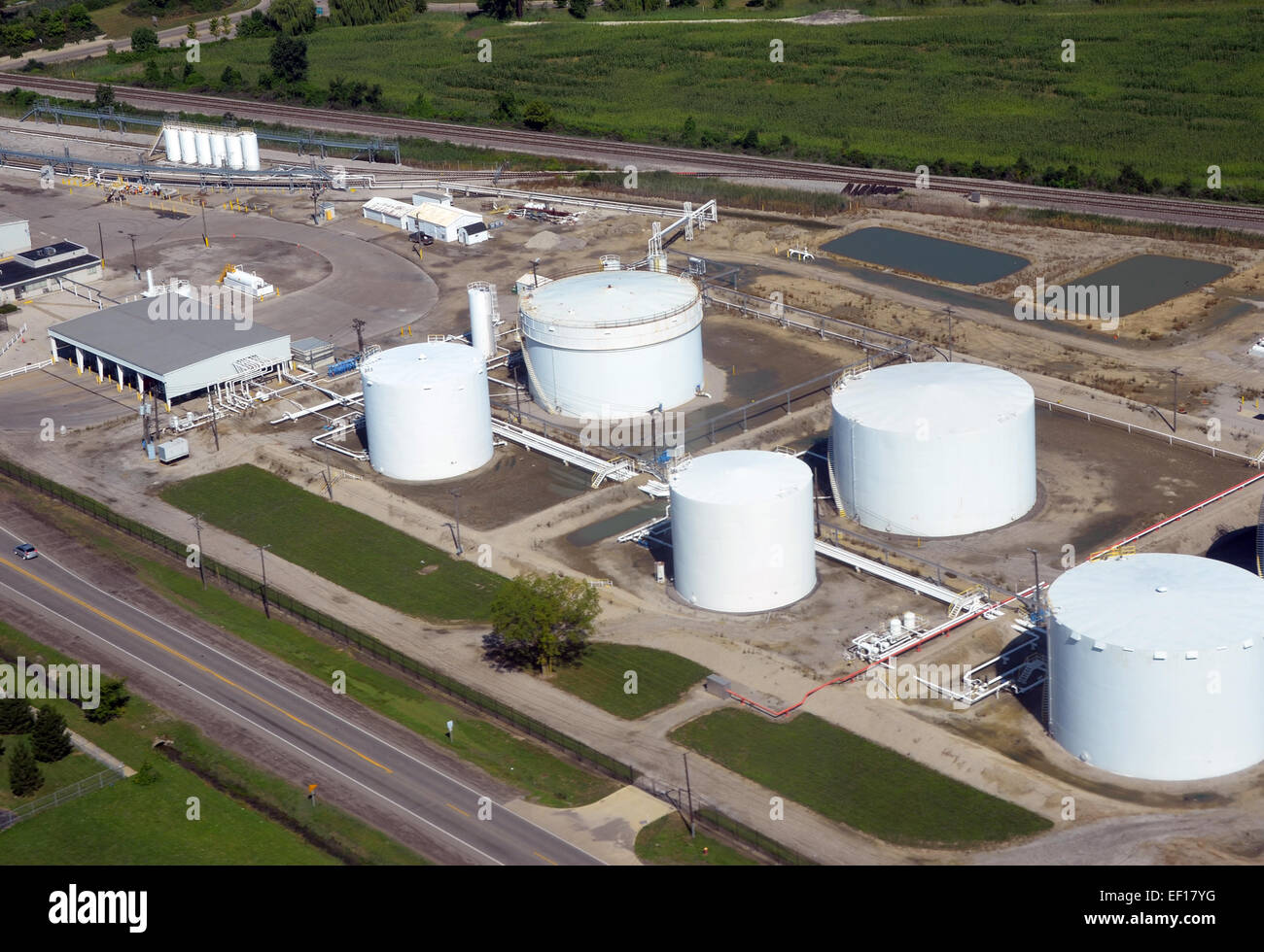 Storage tanks aerial hi-res stock photography and images - Alamy
