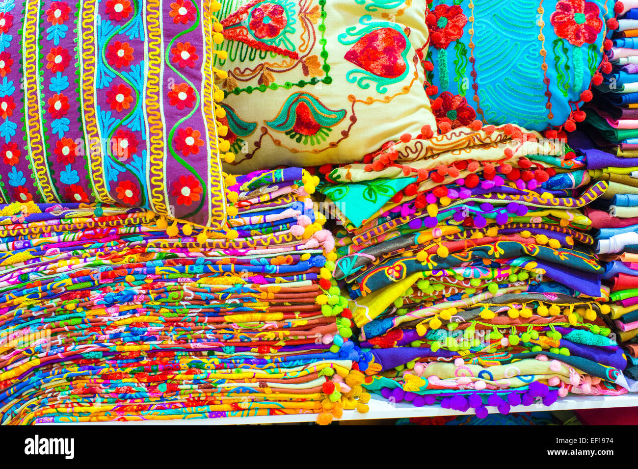 Colorful turkish fabric samples on Grand bazaar Stock Photo - Alamy