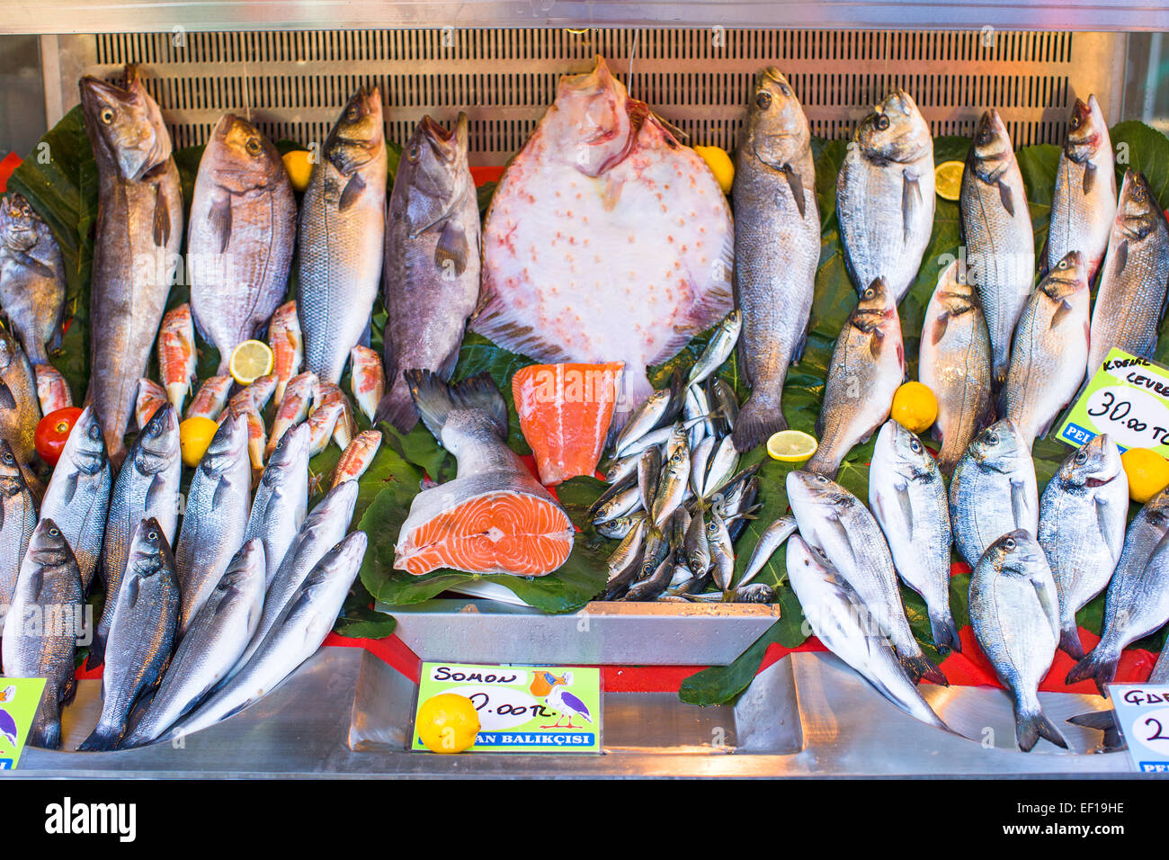 Fish market with fresh sea fishes Stock Photo - Alamy
