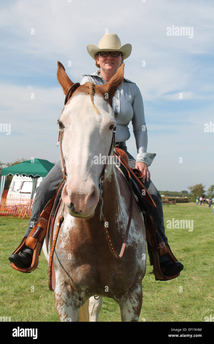 Cowgirl park hi-res stock photography and images - Alamy