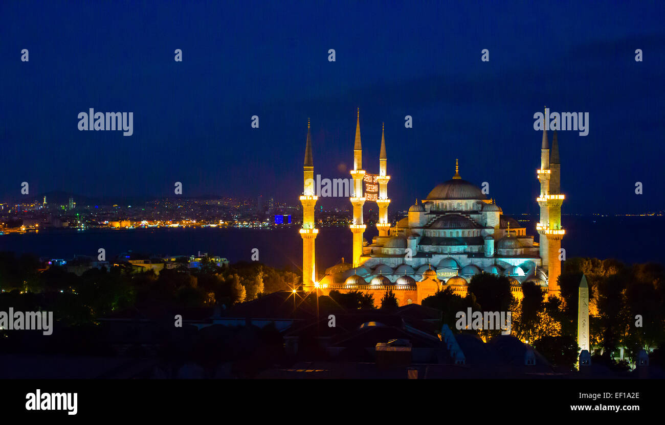 Blue Mosque in Istanbul, Turkey, Sultanahmet district Stock Photo - Alamy