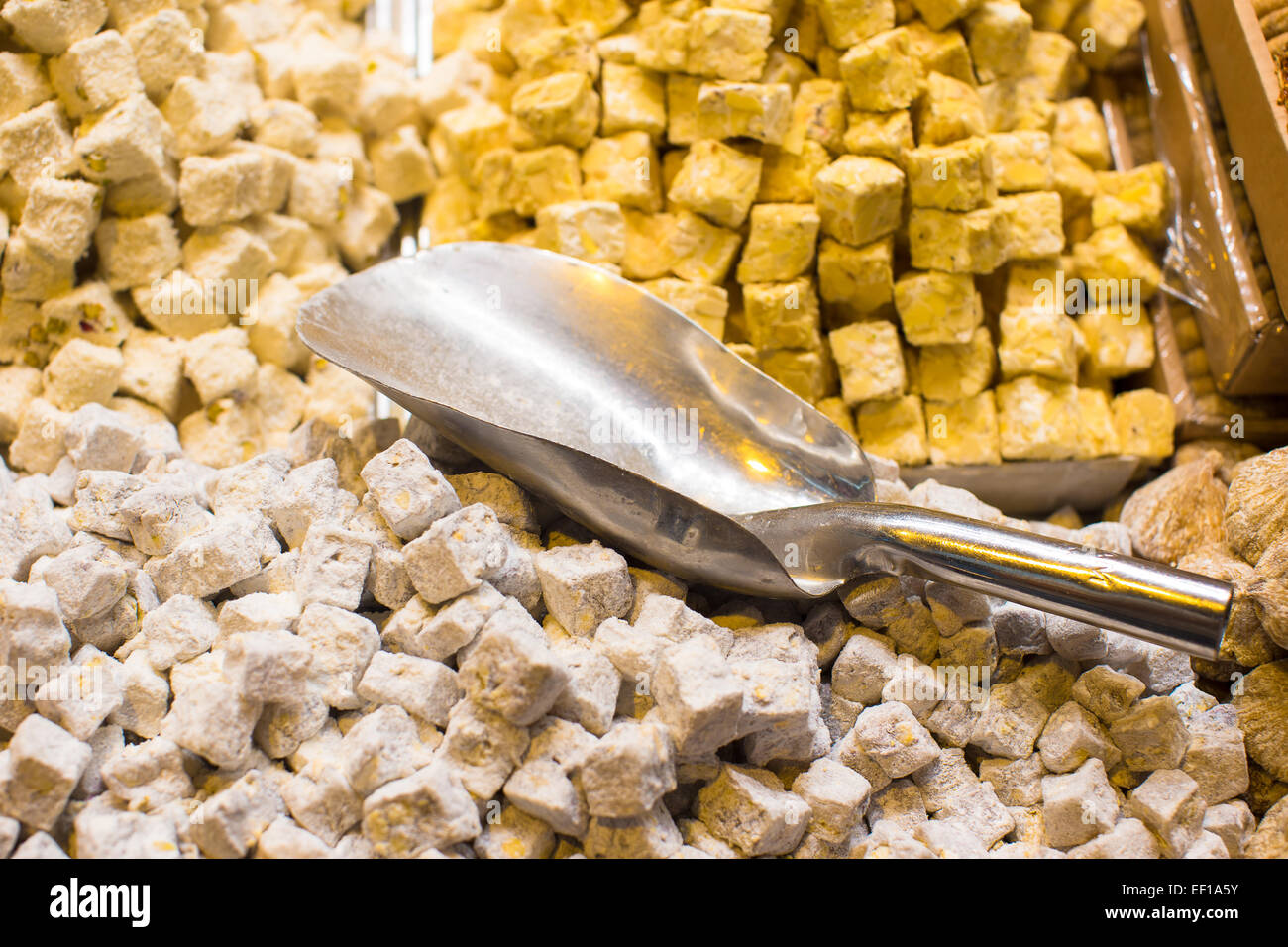 Traditional Turkish sweets on Istanbul market Stock Photo - Alamy