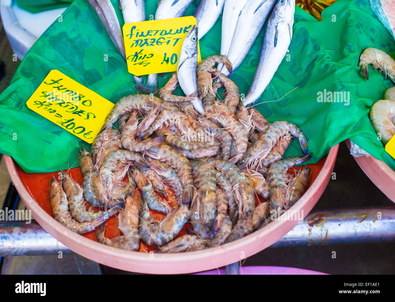 Fish market with fresh sea fishes in Istanbul, Turkey Stock Photo - Alamy