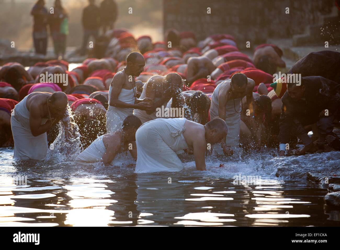 Nepalese women holy bath hi-res stock photography and images - Alamy
