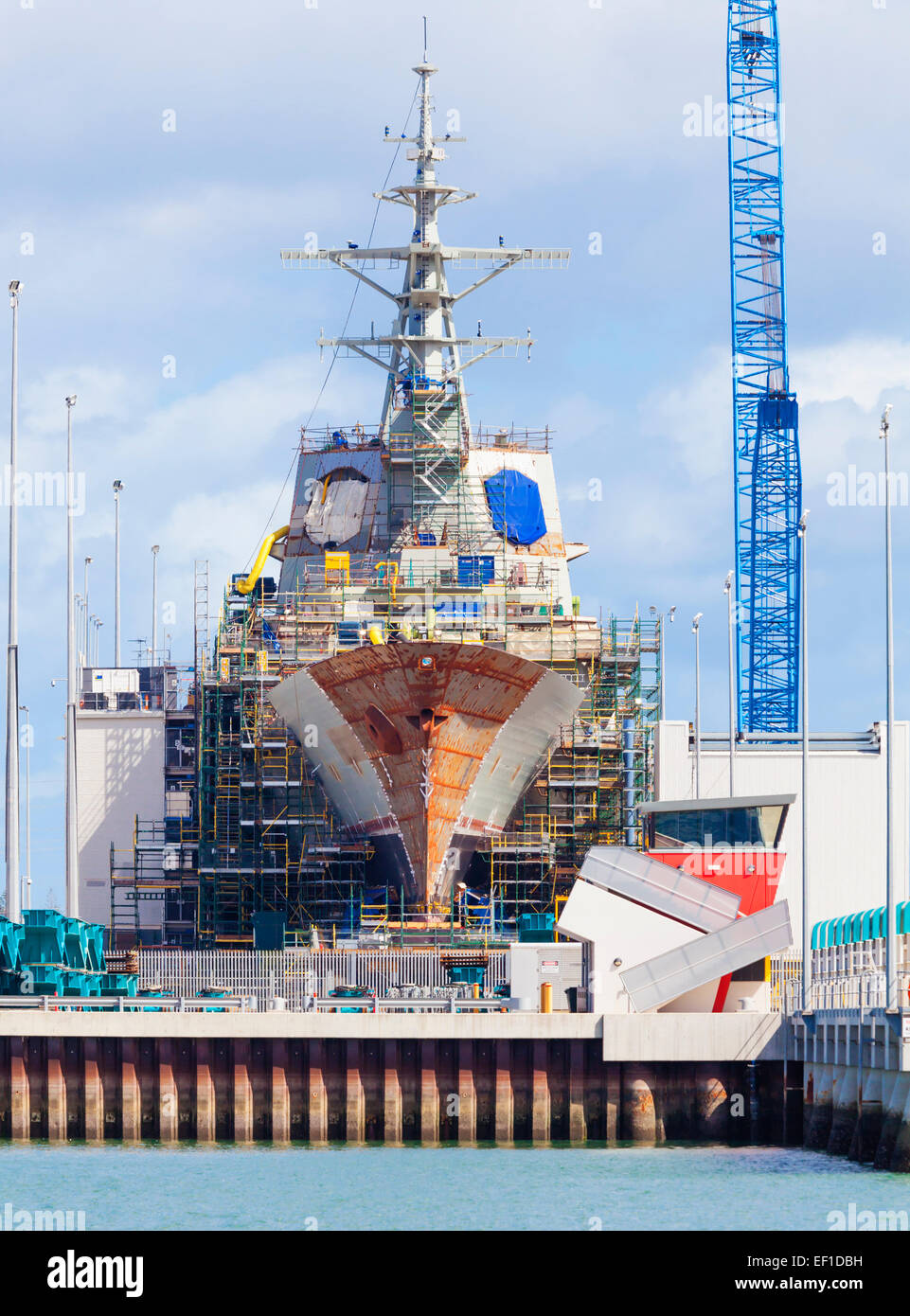 Ship construction hi-res stock photography and images - Alamy