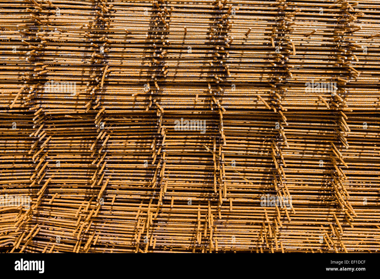 The close up of Rusty wire mesh Stock Photo - Alamy