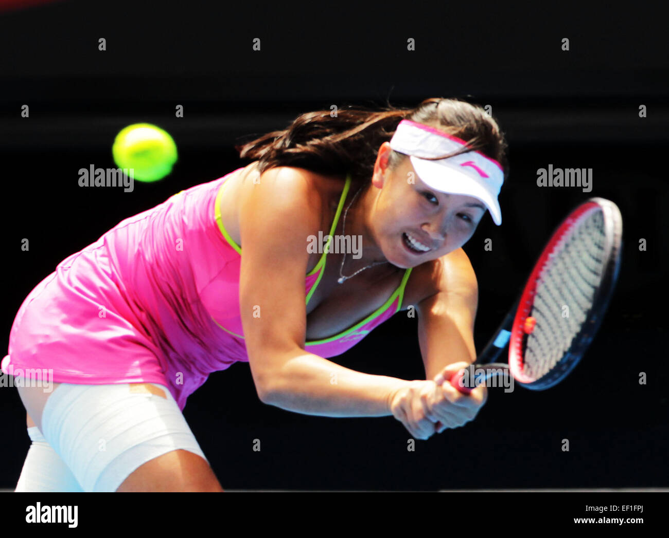 Peng shuai china returns ball hi-res stock photography and images - Alamy