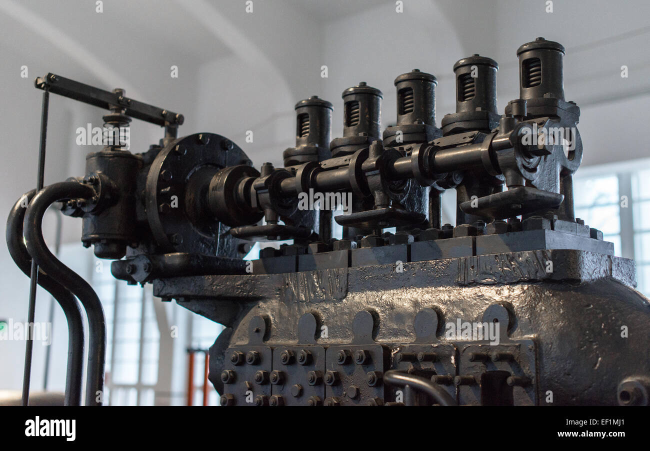 Engine. Part of old power plant Stock Photo - Alamy