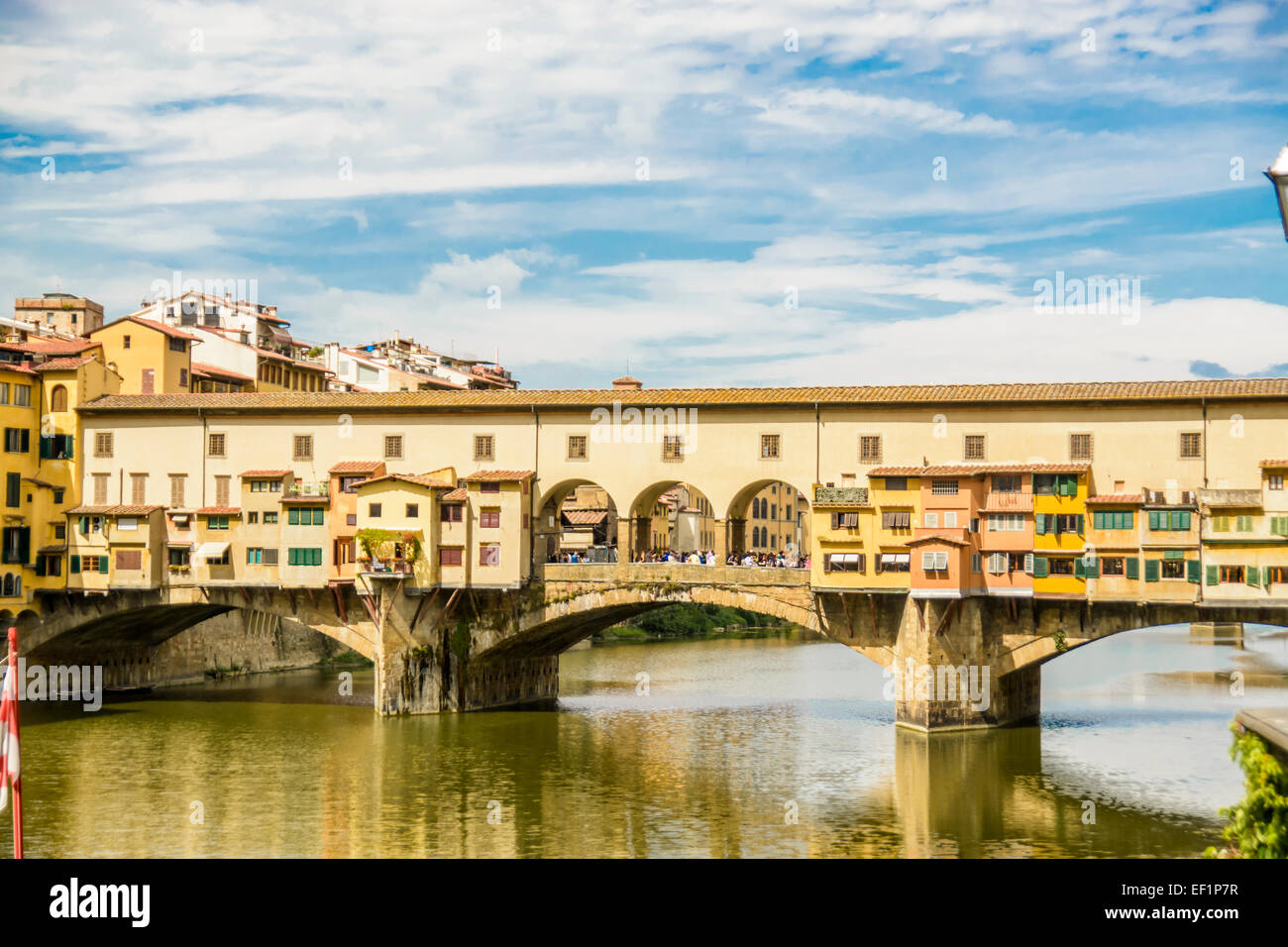 Bridge gold river florence hi-res stock photography and images - Alamy