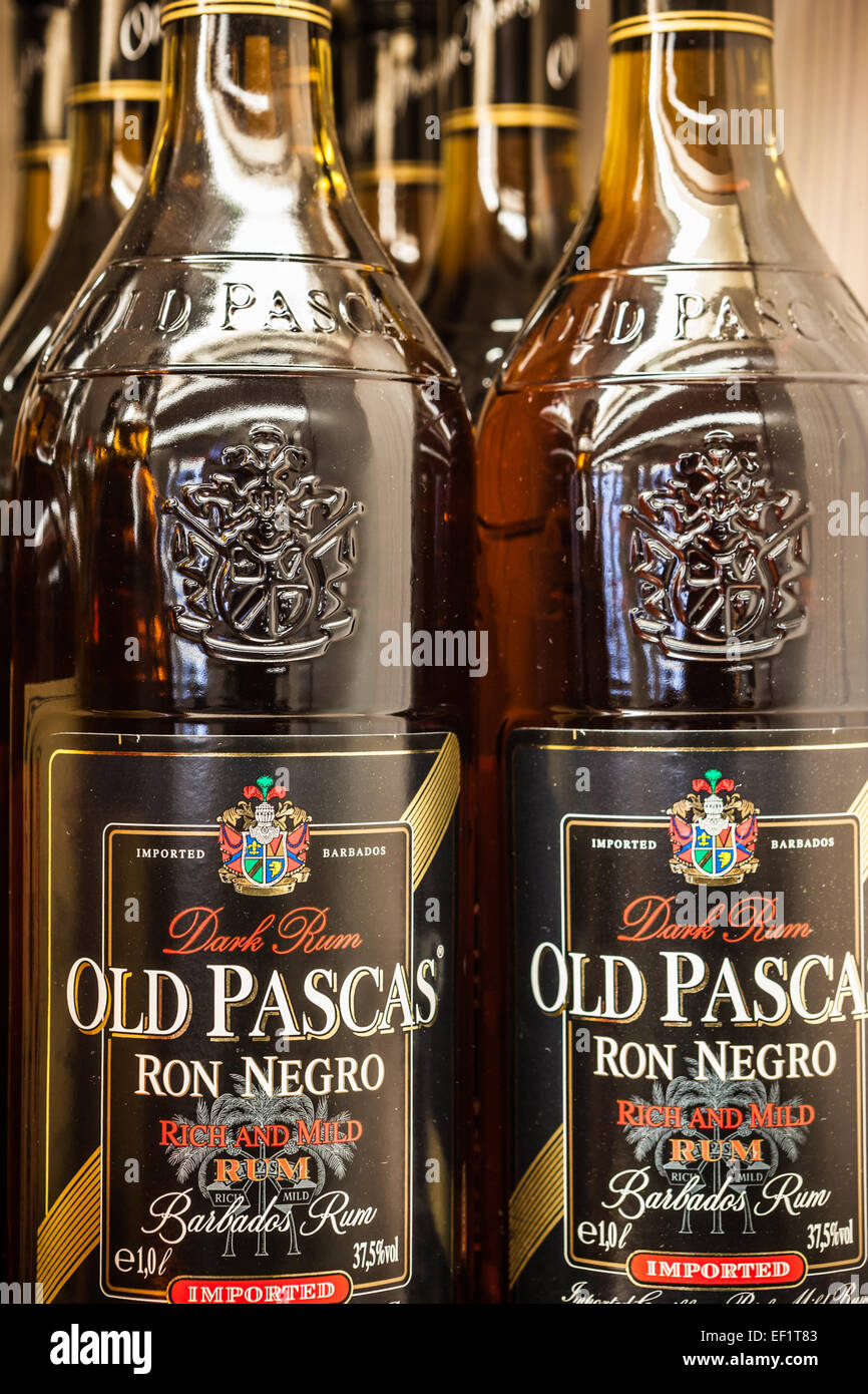 Rum full bottle hi-res stock photography and images - Alamy