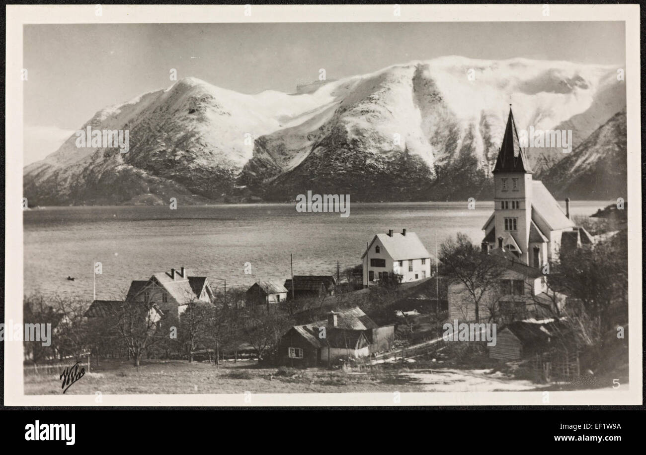 A winter scene of Utne, Hardanger, taken by photographer Anders Beer ...