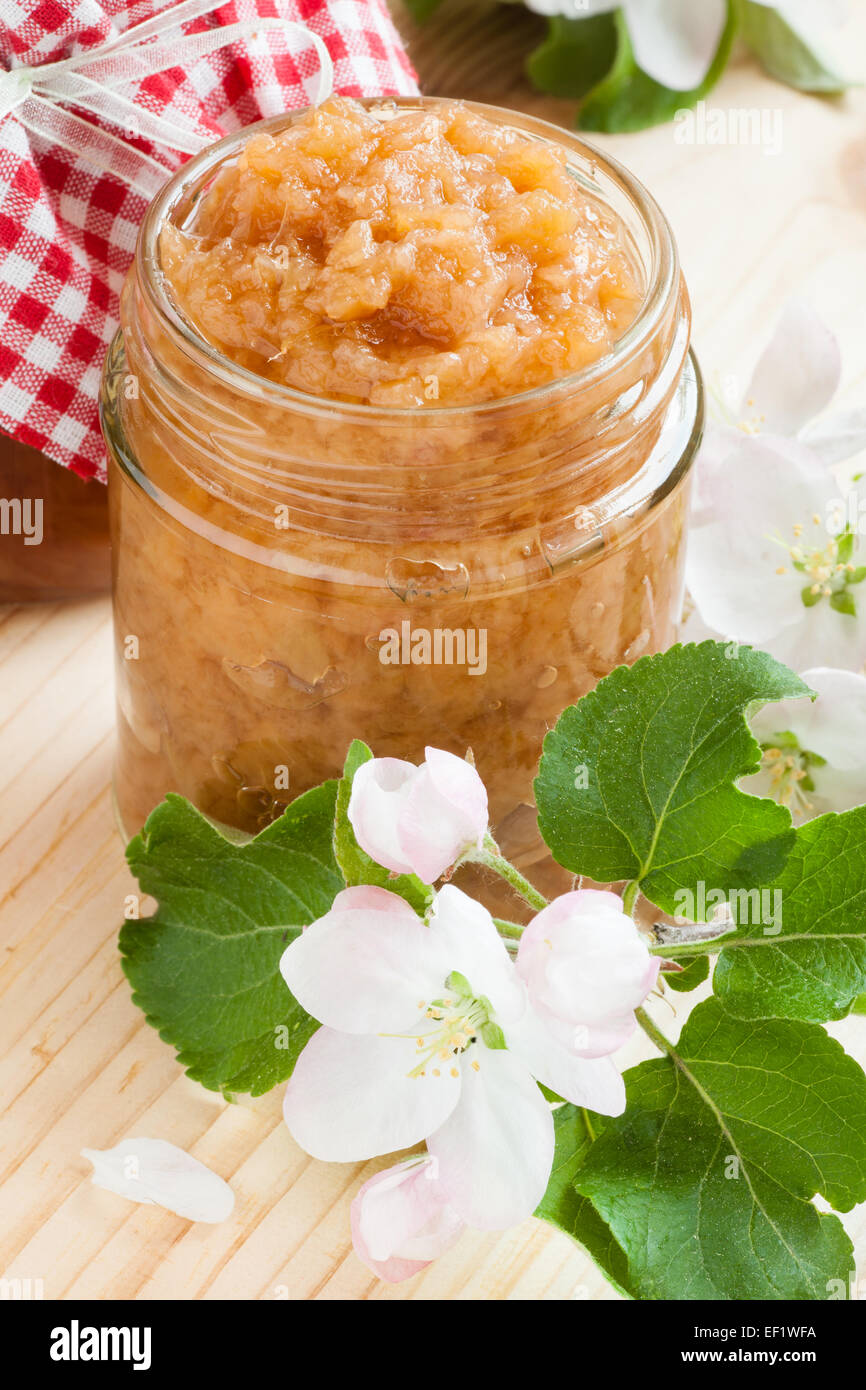 Apple puree hi-res stock photography and images - Alamy