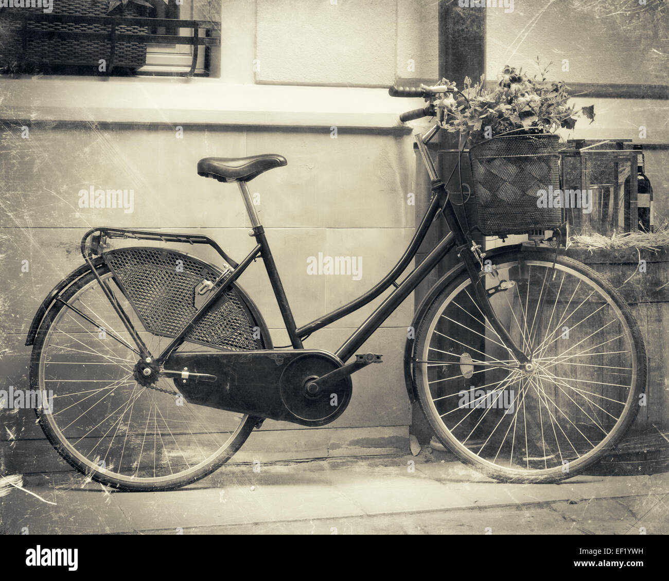 Vintage photo bicycle hi-res stock photography and images - Alamy