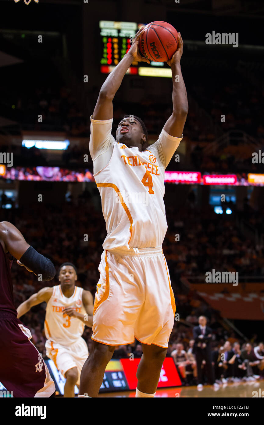 January 24, 2015: Armani Moore #4 of the Tennessee Volunteers shoots ...