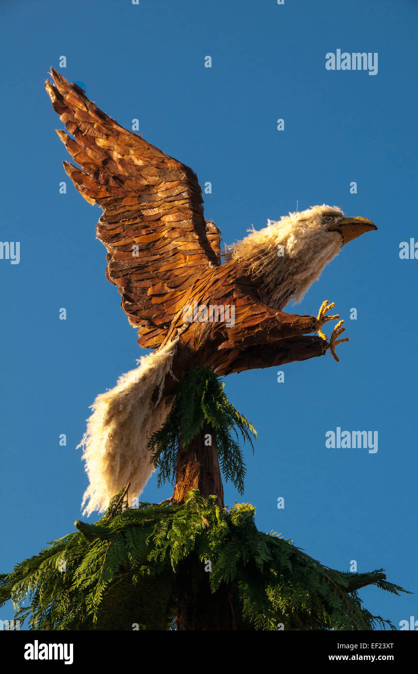 Parade float eagle hi-res stock photography and images - Alamy