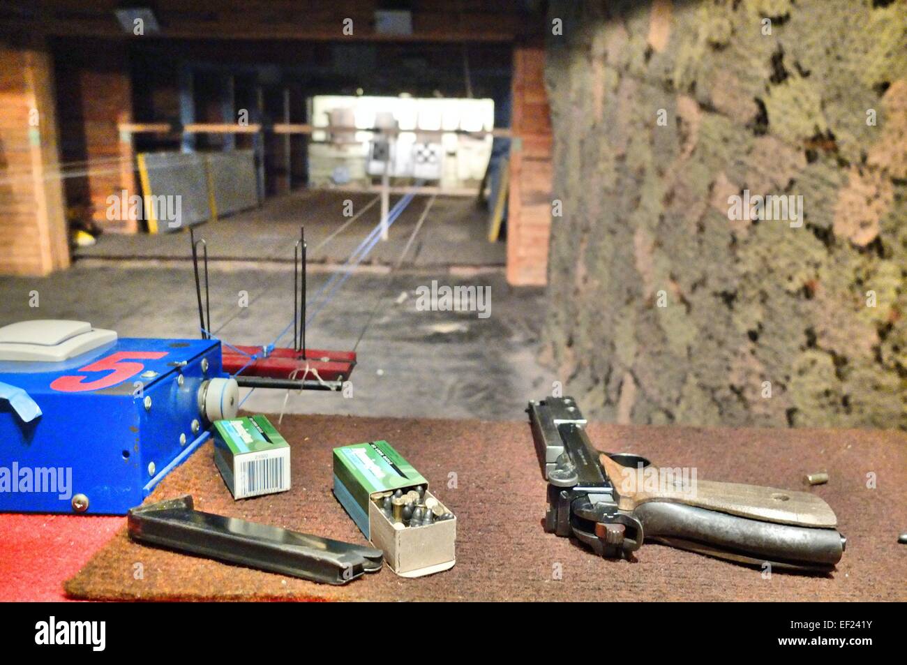 Margolin sport gun hi-res stock photography and images - Alamy