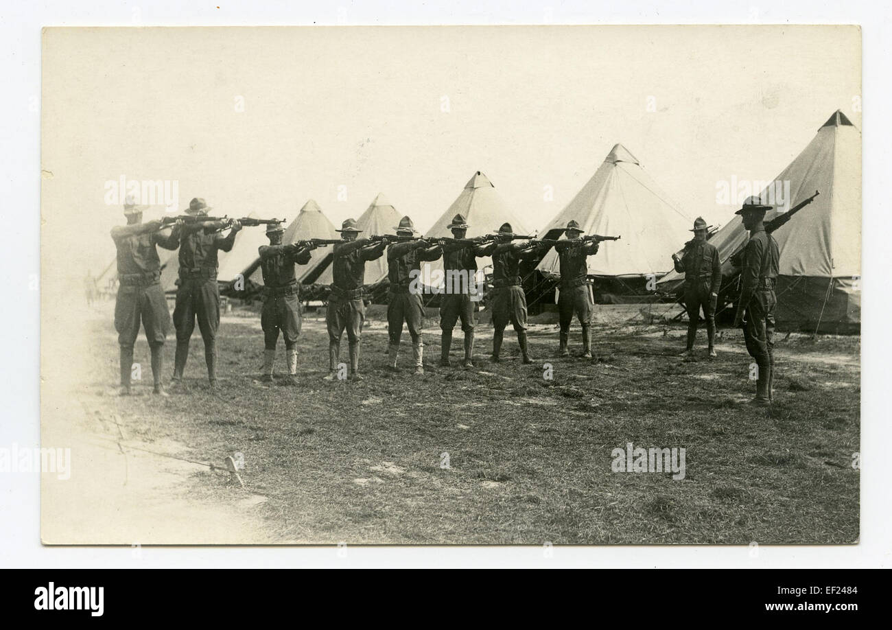 Fort sam houston military training hi-res stock photography and images ...