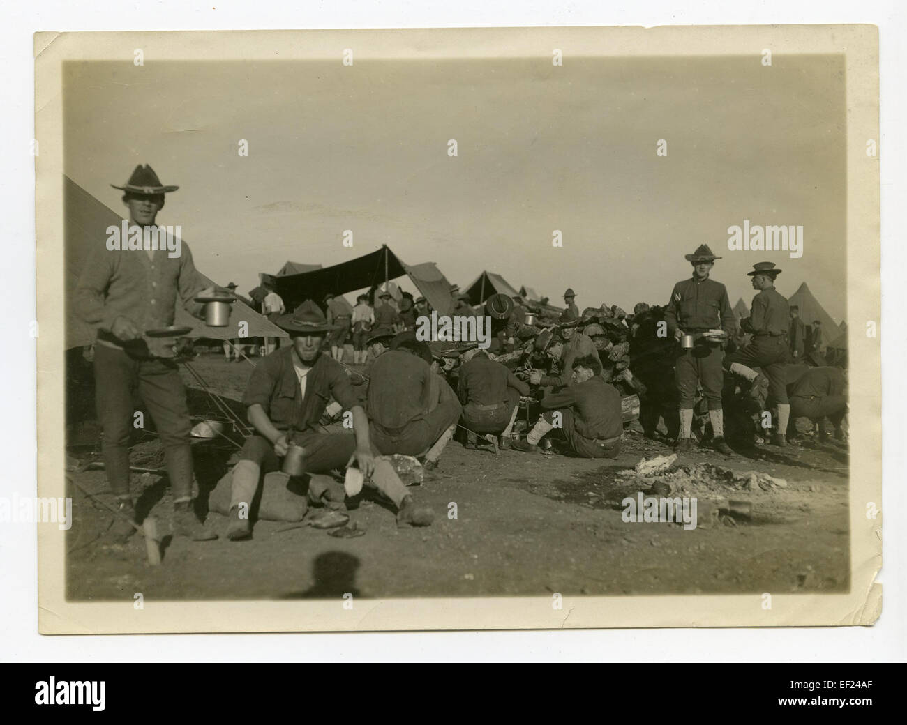 Soldiers at Fort Sam Houston in San Antonio, Texas, gather for supper ...