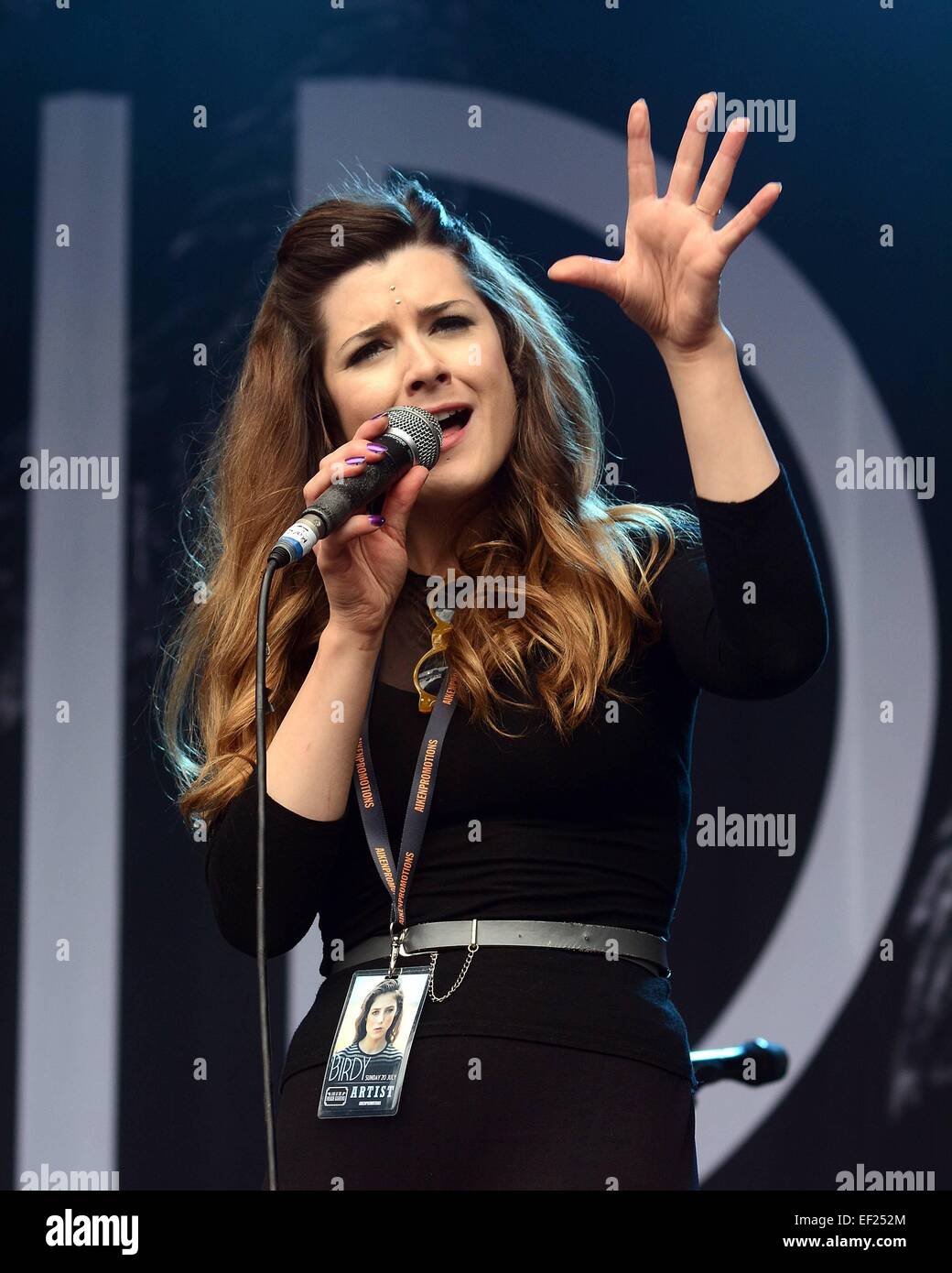 Birdy performs live at The Iveagh Gardens with support from I'm Your ...