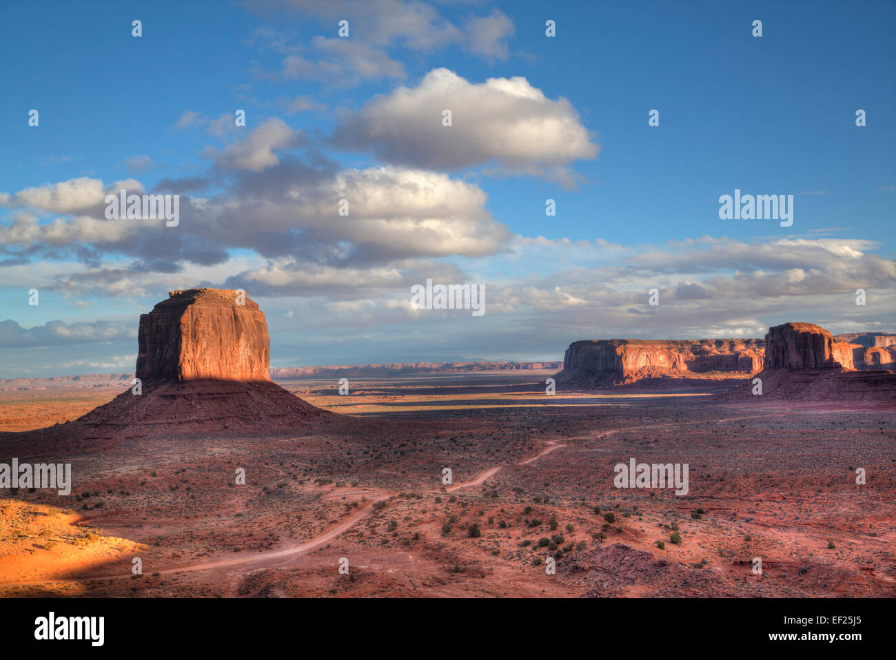 Merrick Butte (foreground), Rain God Mesa (background, right), Monument ...