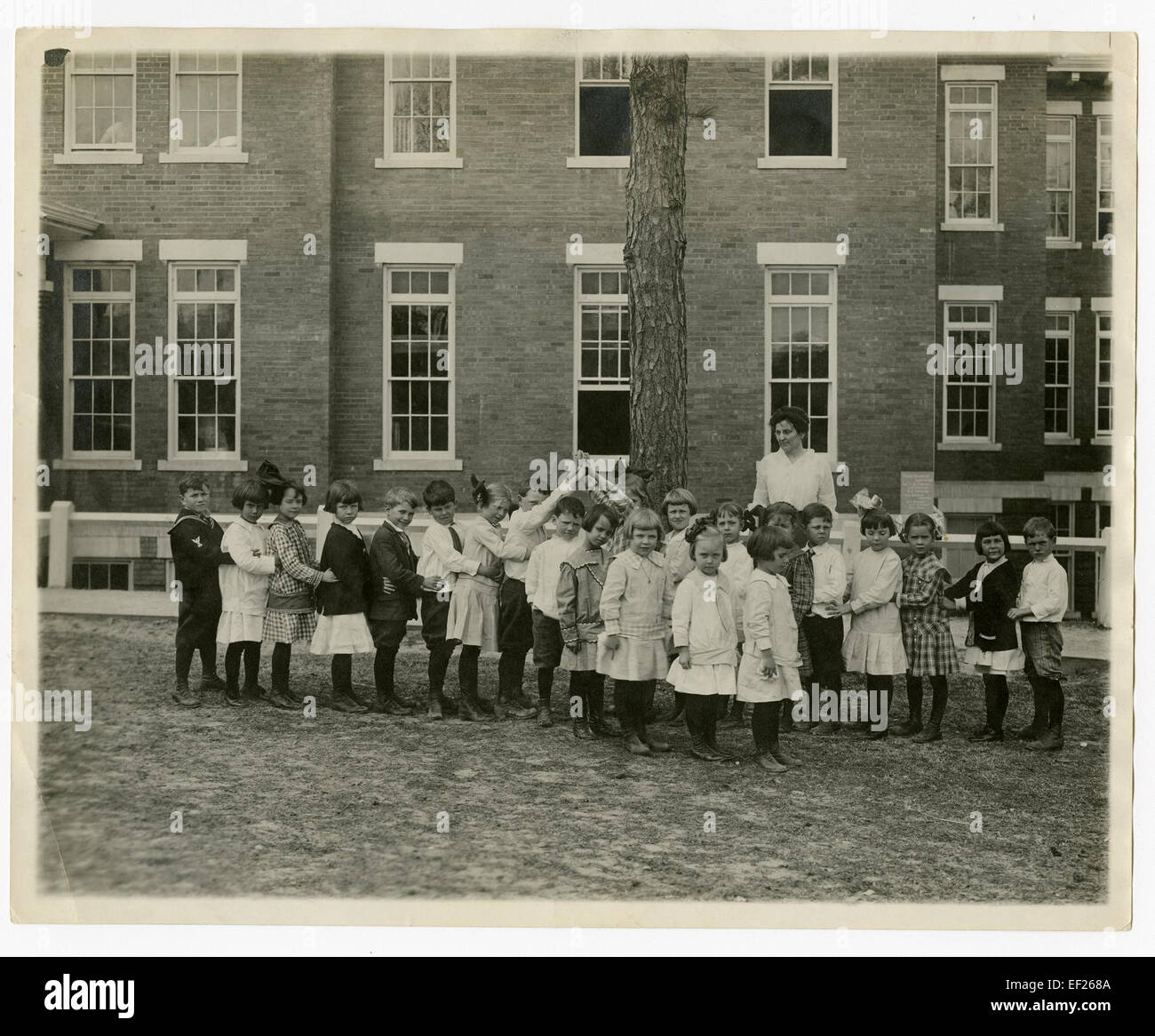 First grade school play hi-res stock photography and images - Alamy