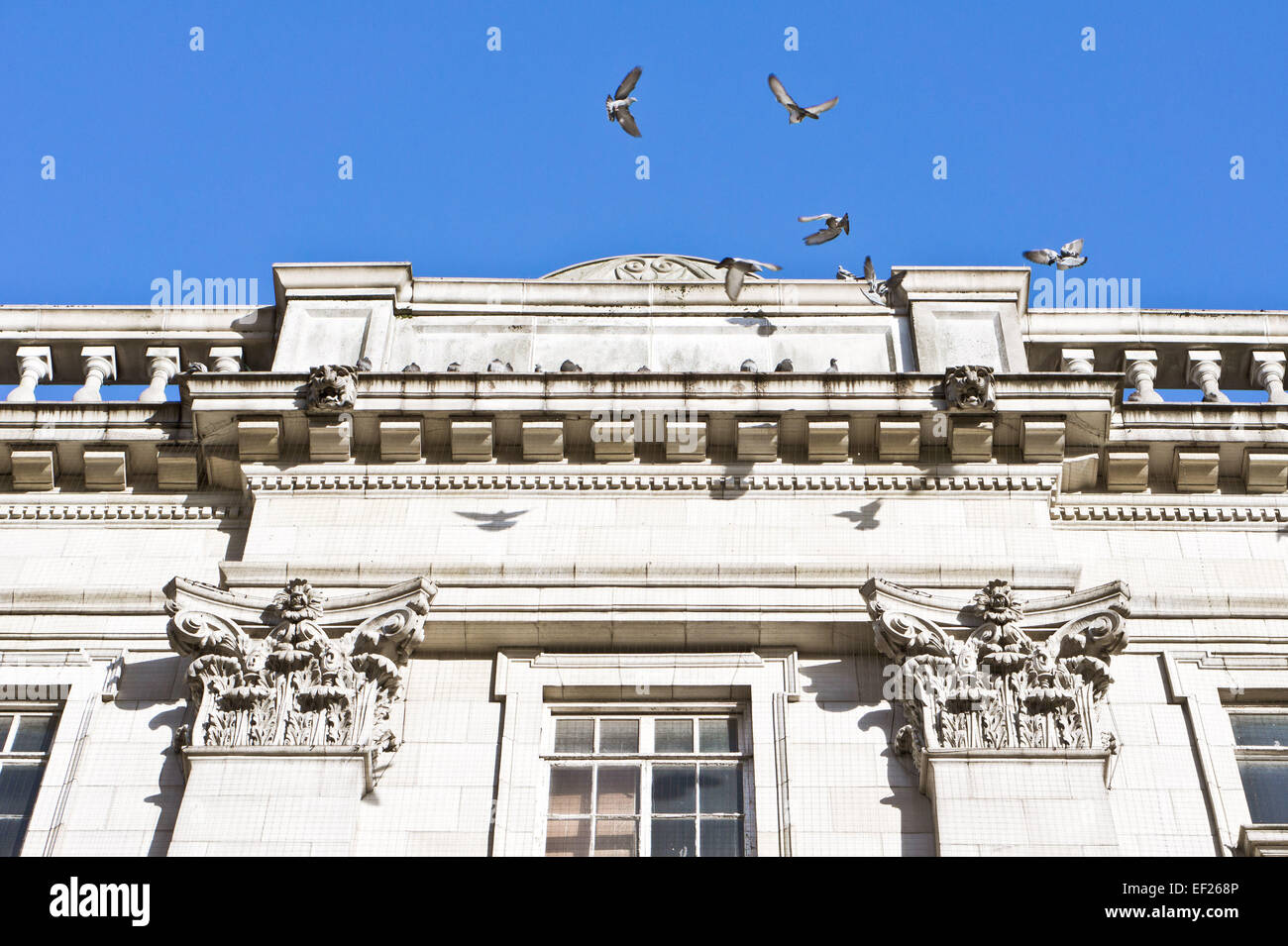 English classic architecture hi-res stock photography and images - Alamy