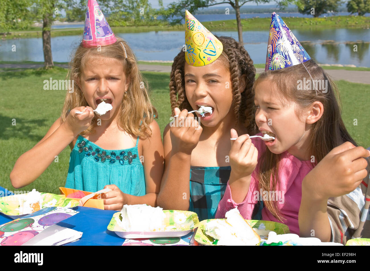 Kid Eating Birthday Cake Kid Eating Cake Stock Photos, Images And