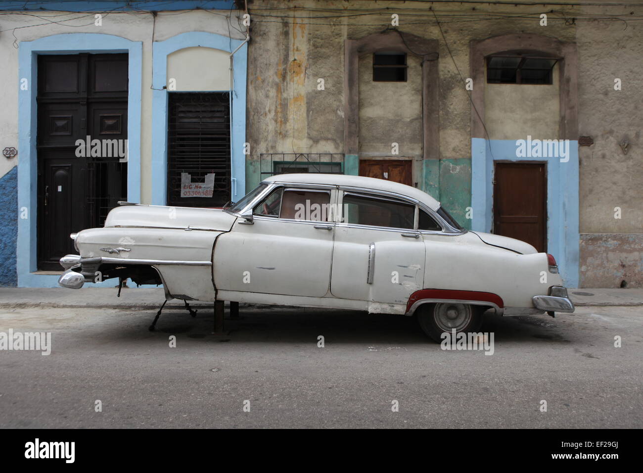 Old car street hi-res stock photography and images - Alamy