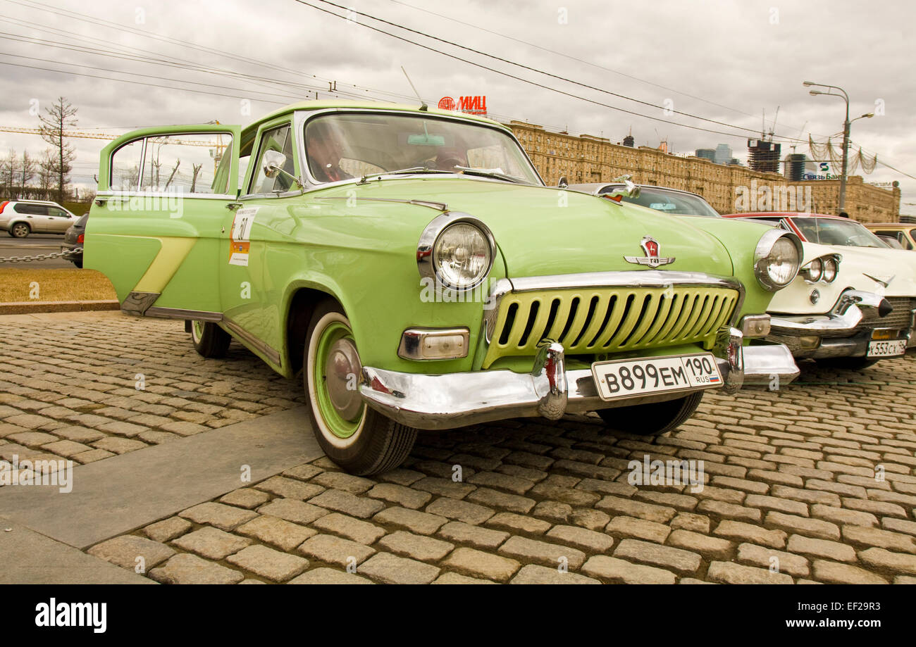 MOSCOW – APRIL 21: Russian retro car Volga on rally of classical cars ...