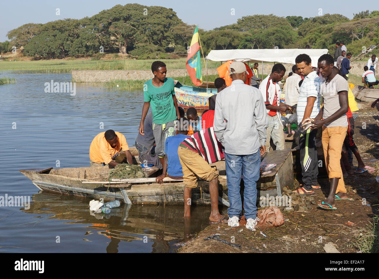 AWASSA, ETHIOPIA - NOVEMBER 16, 2014: People on the fish market of ...