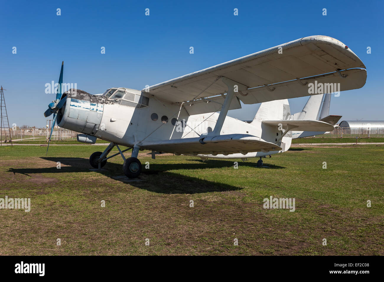 The Antonov An-2 is a Soviet mass-produced single-engine biplane in ...