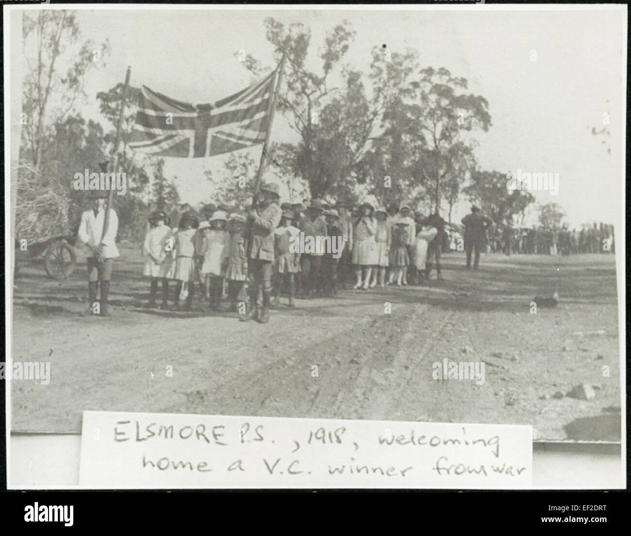 Students and faculty at Elsmore Public School in Inverell, NSW ...