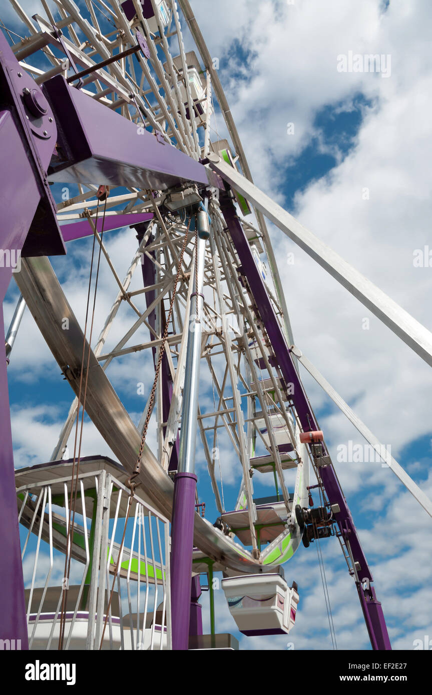 Large round spinning wheel hi-res stock photography and images - Alamy