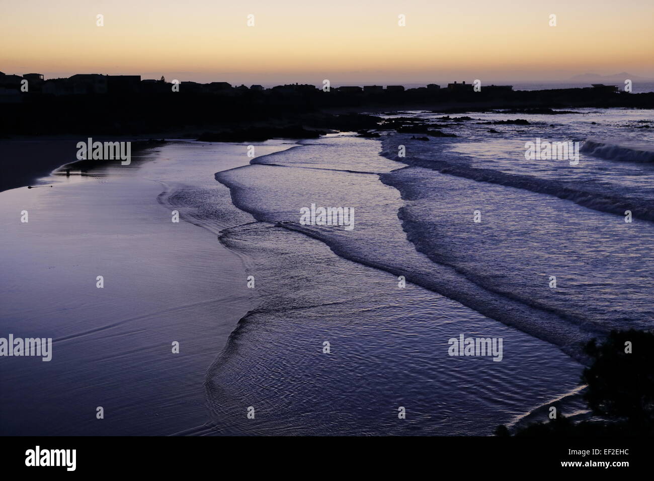 Rooi hi-res stock photography and images - Alamy