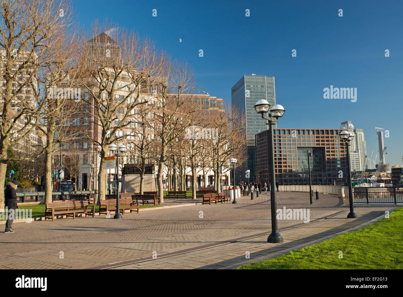 Office buildings uk hi-res stock photography and images - Alamy