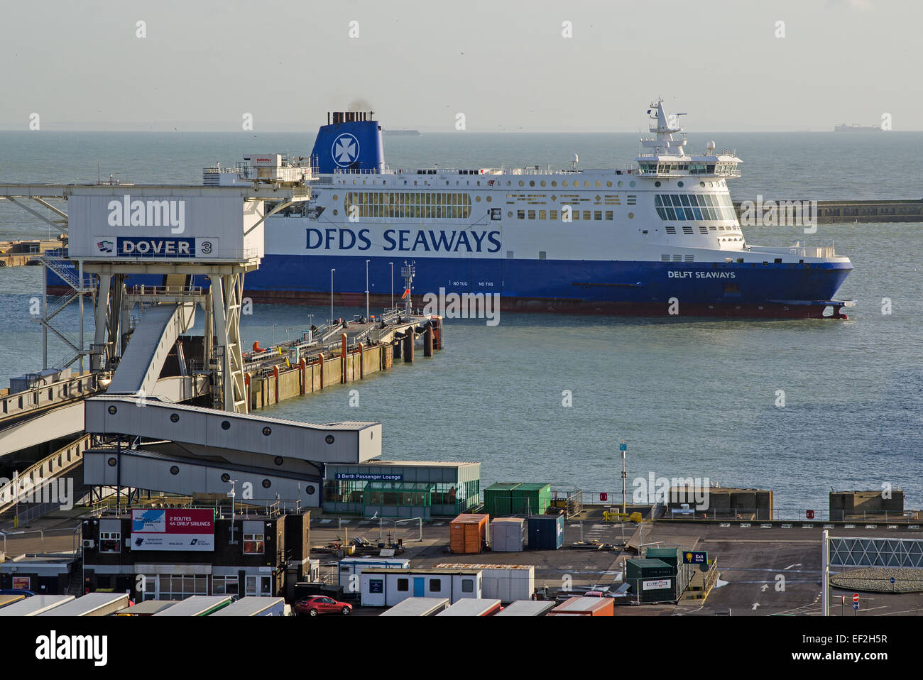 DFDS ferry, MS Delft Seaways maneuvering to reverse into its berth at ...